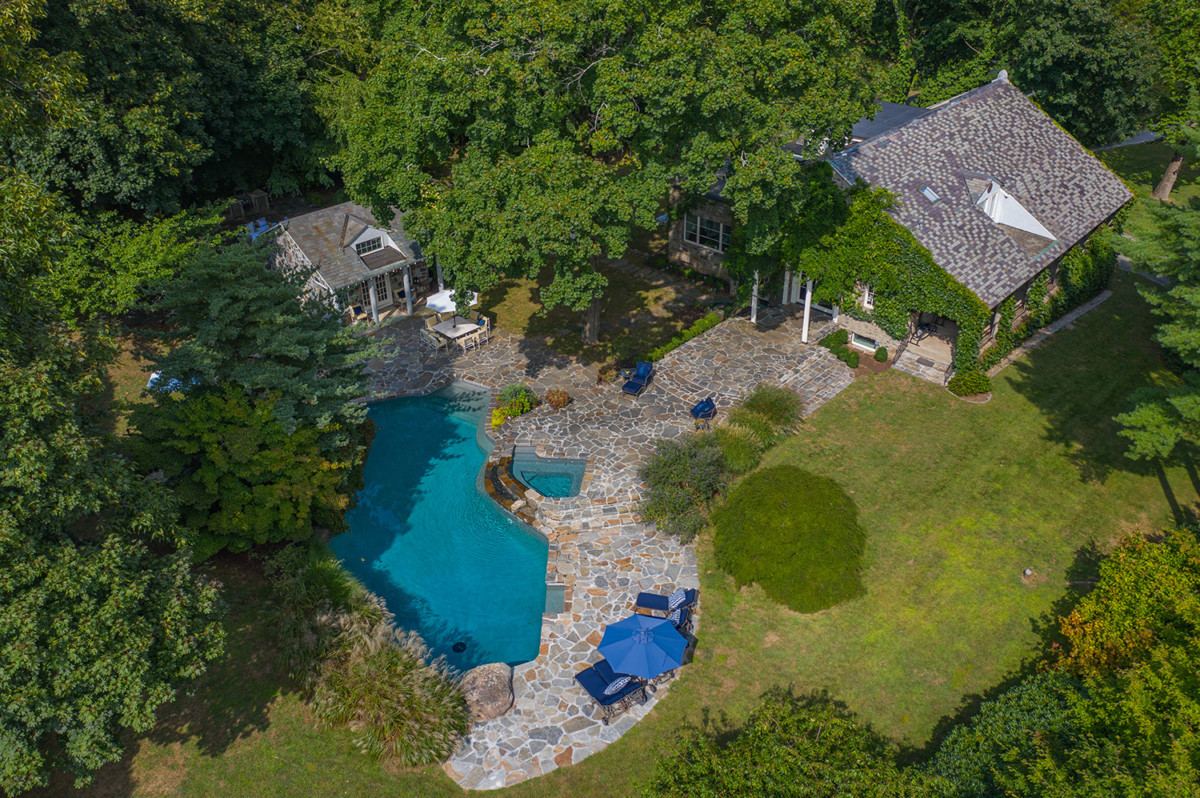 SOLD! 2 Fraser Lane, Westport, CT - Fairfield County Real Estate Guide